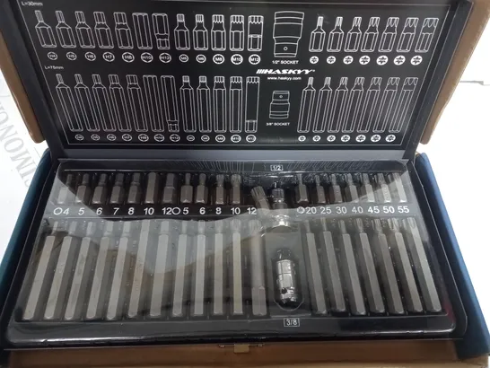 Lot 12043: BOXED HASKYY 40-PIECE XZN HEXAGONAL TORX MULTI-TOOTH SOCKET SPANNER BIT SET - 4654065 ...