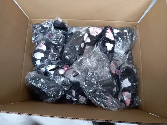 Lot 4319: LARGE BOX OF APPROXIMATELY 40 PAIRS OF BLACK SCHOOL PUMPS IN ...