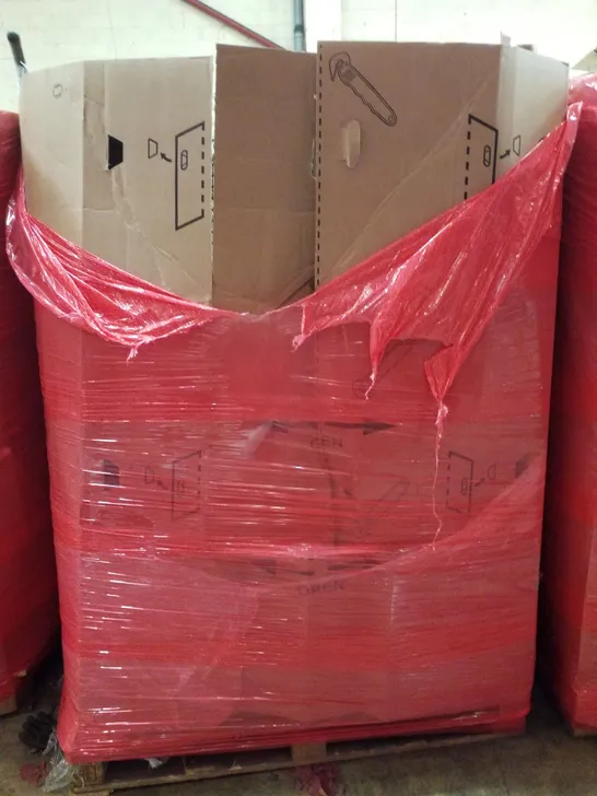 Lot 178: PALLET CONTAINING ASSORTED PRODUCTS INCLUDING GAMING MOUSE PAD ...