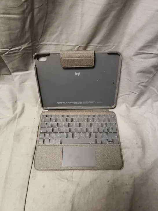Lot 188: LOGITECH FOLIO TOUCH KEYBOARD CASE (COMPATIBLE FOR IPAD AIR 11 ...