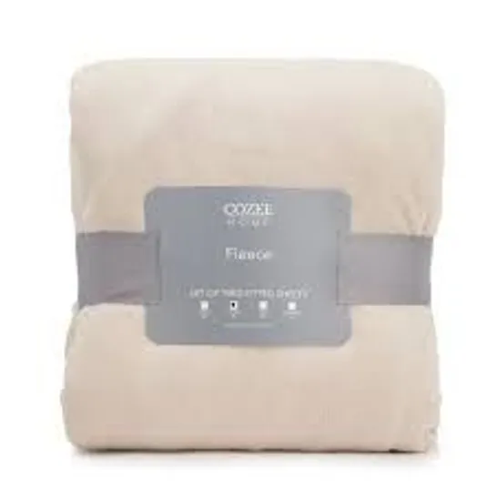Lot 941: COZEE HOME SET OF TWO FLEECE DEEP FITTED SHEETS - 5455183 ...