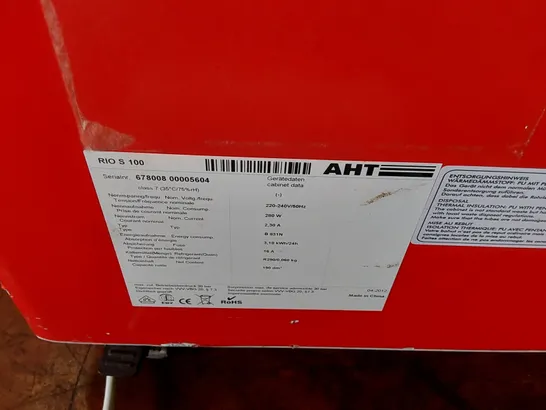 Lot 28: AHT RIO S100 WALLS BRANDED SLIDING GLASS LID CHEST FREEZER ...