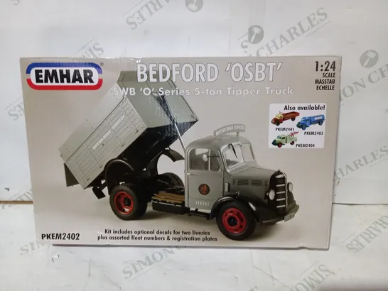 Lot 202: EMHAR PKEM2402 1:24 SCALE BEDFORD 'OSBT' SWB 'O' SERIES 5-TON ...