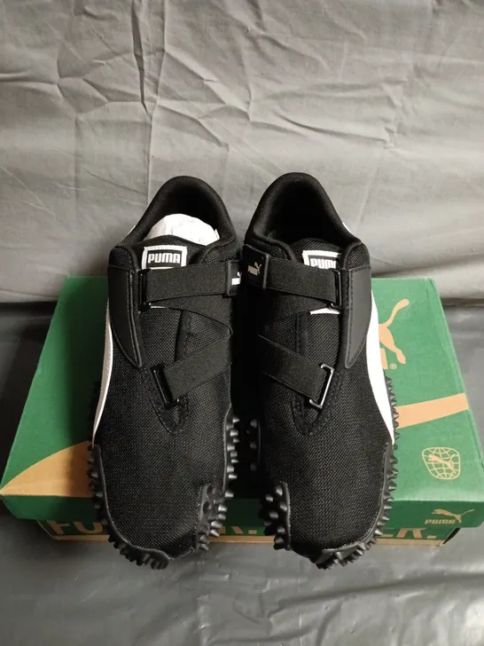 Lot 2257: BOXED PAIR OF PUMA BLACK VELCRO STRAP TRAINERS - UK SIZE 8 ...