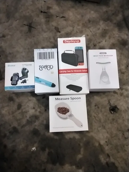 Lot 1109: PALLET OF HOUSEHOLD ITEMS TO INCLUDE CAR PHONE HOLDER ...