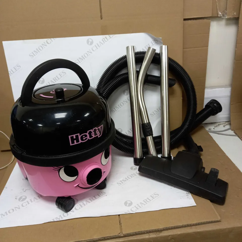 Lot 4857: NUMATIC INTERNATIONAL HETTY 160 VACUUM CLEANER - 3956171 ...