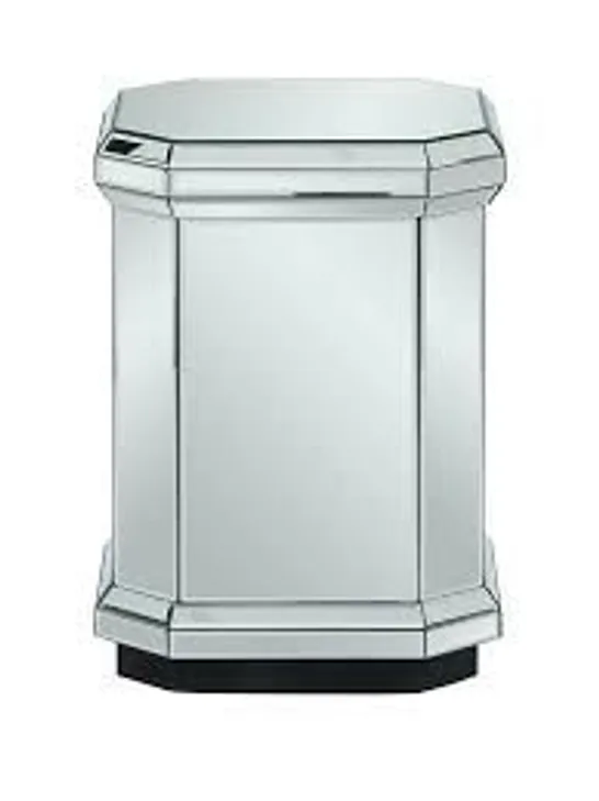 Lot 124: BOXED MIRRORED PLINTH LAMP TABLE RRP £159.99 - 4907581 | Simon ...