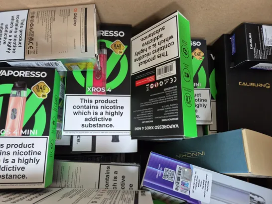 Lot 2542: BOX OF APPROXIMATELY 20 ASSORTED VAPING ITEMS AND PRODUCTS TO ...