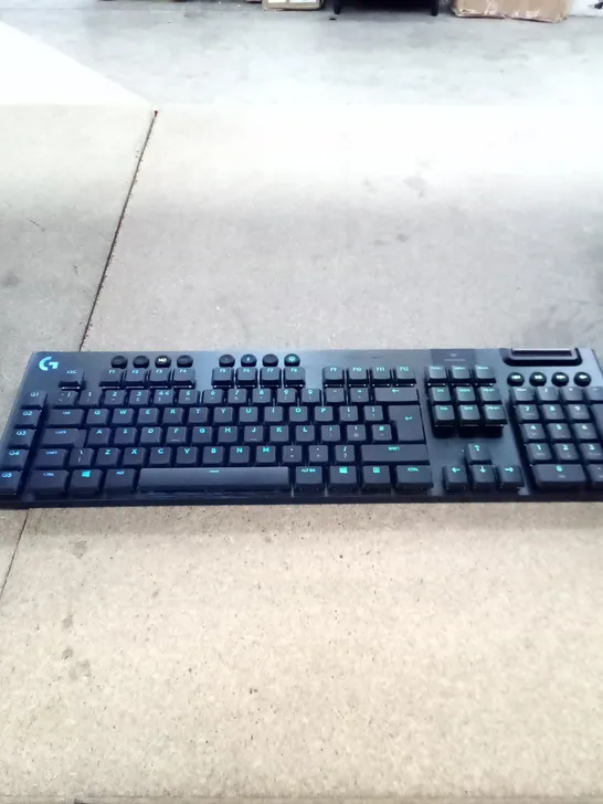 Lot 662: BOXED LOGITECH G915 RGB WIRELESS GAMING KEYBOARD - 4282627 ...