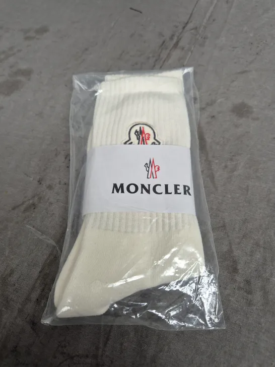 Lot 2251: SEALED MONCLER CREW SOCKS - 5137865 | Simon Charles Auctioneers