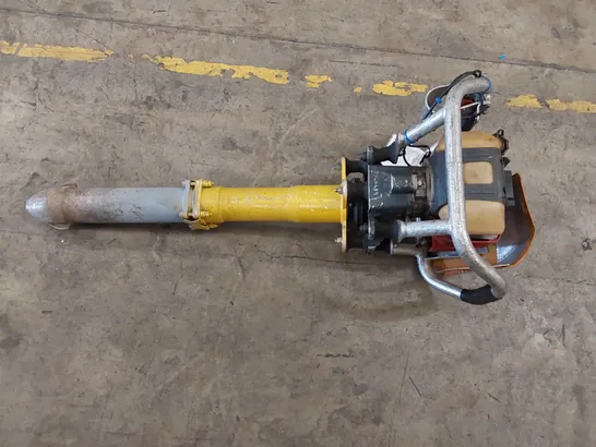 Lot 150: ROBEL 62.05 2 STROKE VERTICAL TAMPER - RAILWAY MAINTENANCE ...