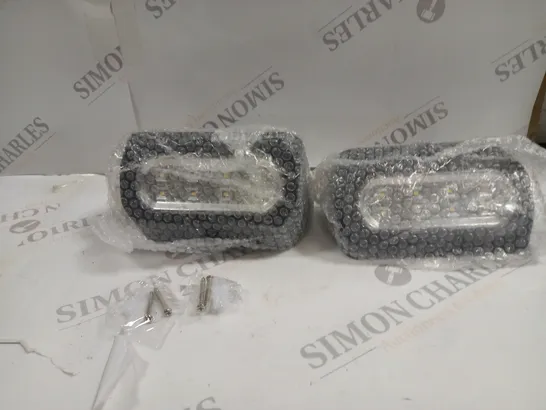 Lot 3527: PIR SENTINEL SOLAR SECURITY LIGHT 50 LUMEN OUTPUT, PACK OF 2 ...