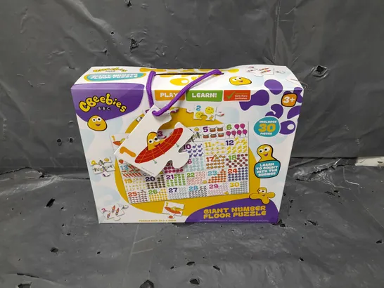 Lot 3802: 10 BOXED CBEEBIES GIANT NUMBER FLOOR PUZZLE - 5024084 | Simon ...