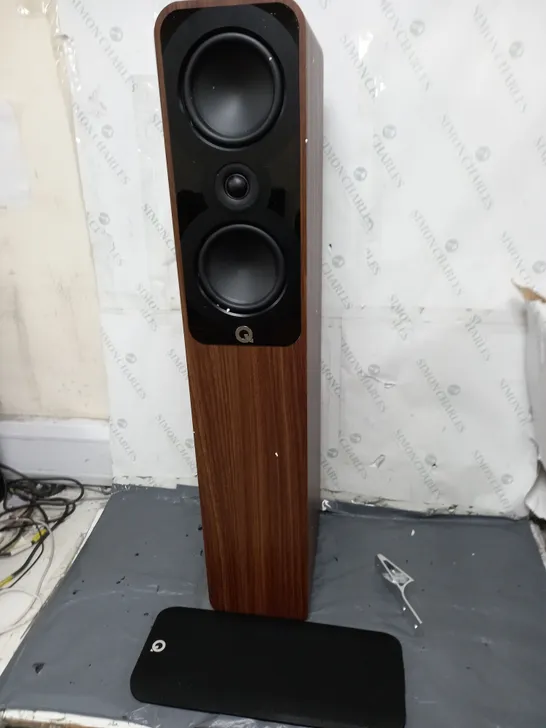 Lot 33: PAIR OF BOXED Q ACOUSTICS Q 5040 COMPACT FLOORSTANDING SPEAKER ...