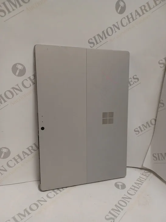 Lot 3254: MICROSOFT SURFACE PRO 1796 TABLET LAPTOP - 4590804 | Simon ...