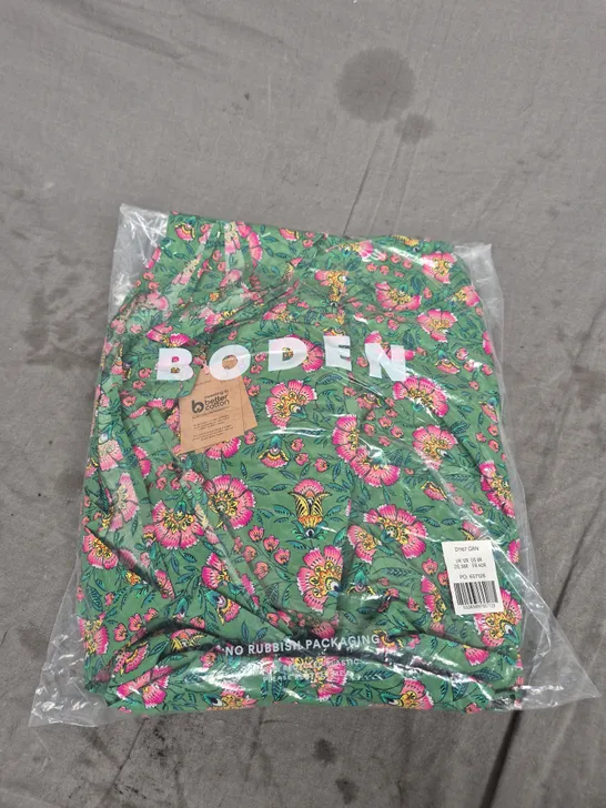 Lot 2212: BAGGED BODEN WOMENS FLORAL PATTERN DRESS SIZE 12R - 5137194 ...