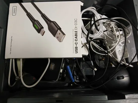 Lot 3439: APPROXIMATELY 12 ASSORTED HOUSEHOLD ITEMS TO INCLUDE ZYXEL ...