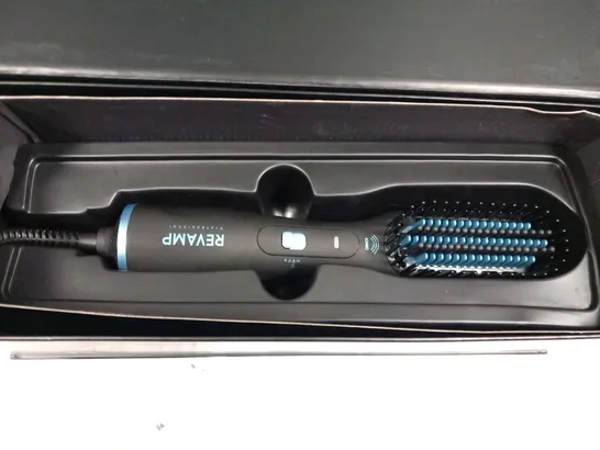 Lot 498: BOXED REVAMP PROFESSIONAL PROGLOSS DEEPFORM DRY, STYLE AND ...