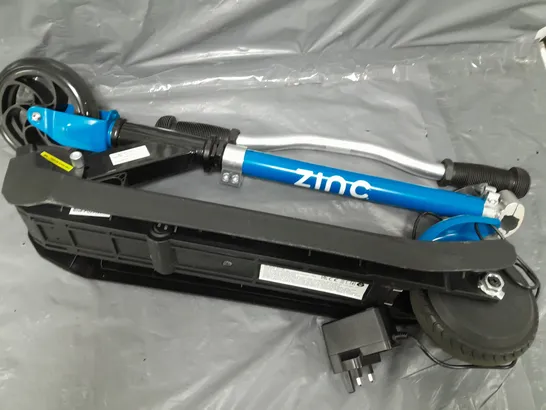 Lot 2208: ZINC E4 MAX ELECTRIC SCOOTER - BLUE RRP £139.99 - 4911460 ...