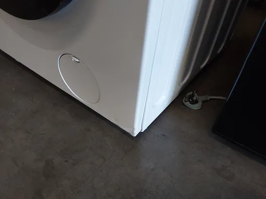 Lot 1006: MIDEA MF10ED80B FREESTANDING WASHER DRYER, LUNAR DIAL AND ...