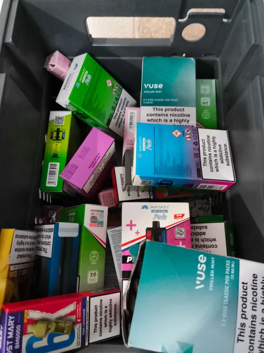 Lot 1229: APPROXIMATELY 15 ASSORTED E-CIGARETTE AND VAPE PRODUCTS TO ...