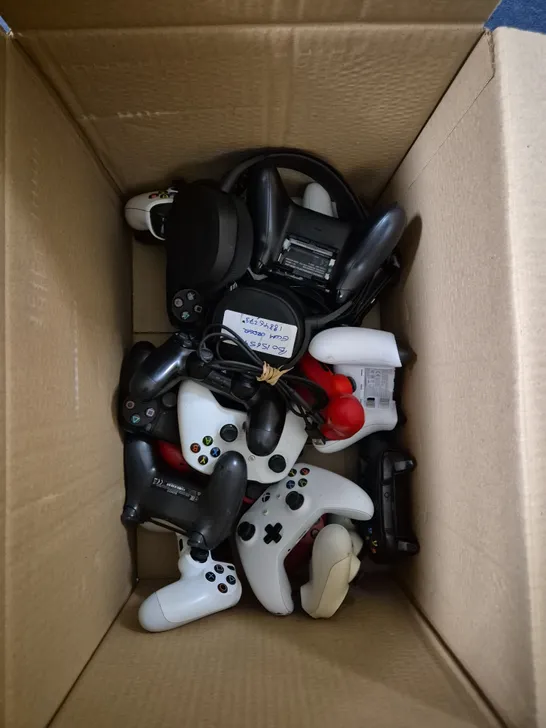 Lot 1205: BOX OF APPROXIMATELY 10 ASSORTED GAME CONSOLE CONTROLLERS TO ...
