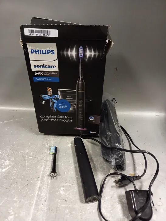Lot 5424: BOXED PHILIPS SONICARE 9400 DIAMON CLEAN SMART ELECTRIC ...