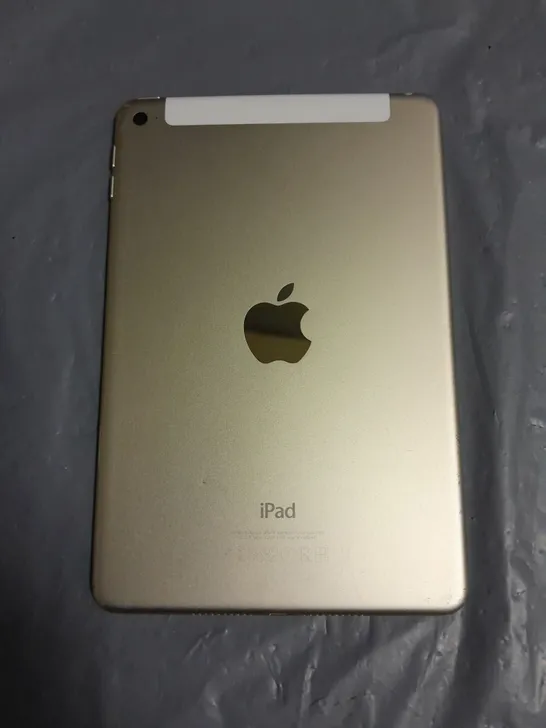 Lot 7198: UNBOXED APPLE IPAD IN GOLD - A1550 - 5137875 | Simon Charles ...