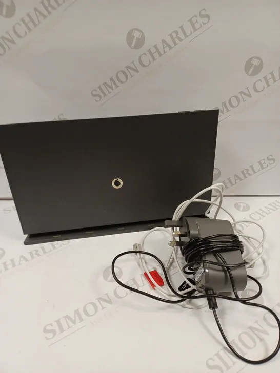 Lot 9682: VODAFONE THG3000 WI-FI HUB - 4349322 | Simon Charles Auctioneers