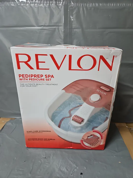 Lot 3019: REVLON PEDIPREP SPA - 5168475 | Simon Charles Auctioneers