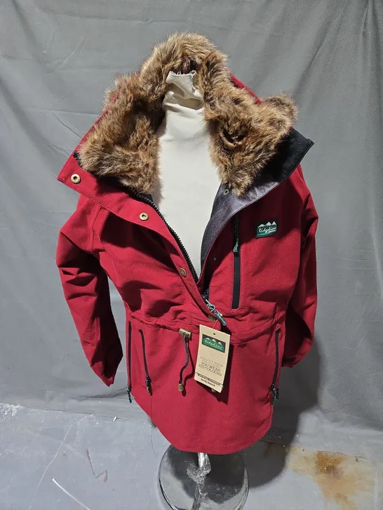 Lot 7231: RIDGELINE LADIES MONSOON 2 ARCTIC SMOCK IN RHUBARB SIZE 10 ...