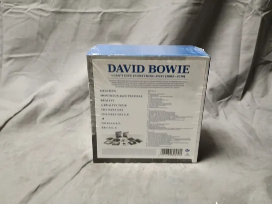 Lot 1066: SEALED DAVID BOWIE I CAN'T GIVE EVERYTHING AWAY BOX SET (2002 ...