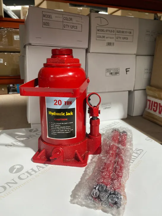 Lot 7: 20 TON HYDRAULIC JACK - 4493676 | Simon Charles Auctioneers
