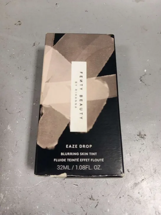 Lot 465: BOXED FENTY BEAUTY BY RHIANNA BLURRING SKIN TINT 32ML ...