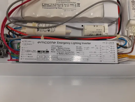 Lot 6461: BOXED EMCOLITE E118E EMERGENCY LIGHTING INVERTER - 4822958 ...