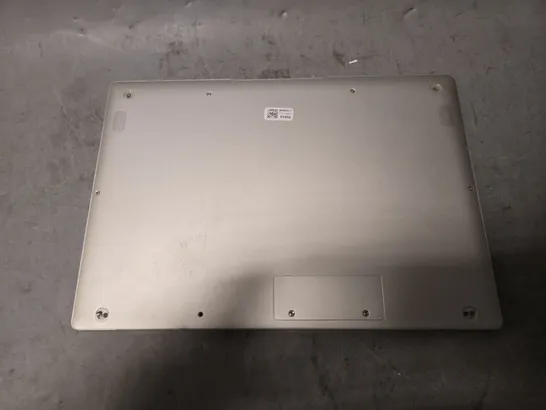 Lot 6923: GEOBOOK 3X - 5128074 | Simon Charles Auctioneers