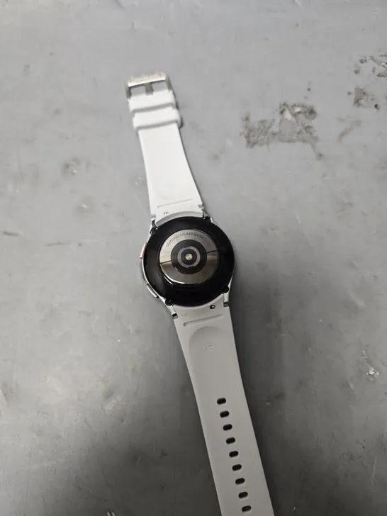 Lot 5736: BOXED SAMSUNG GALAXY WATCH 4 CLASSIC - 5255357 | Simon ...