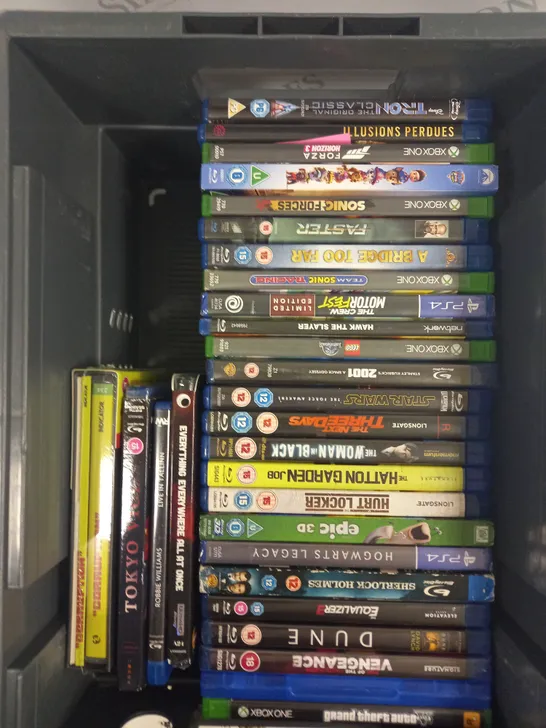 Lot 1588: APPROXIMATELY 25 ASSORTED DVD/VIDEO GAMES TO INCLUDE DUNE ...
