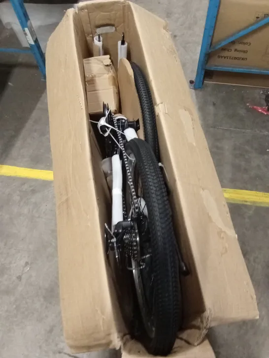 Lot 1: BOXED DESIGNER BIKE - 5529251 | Simon Charles Auctioneers