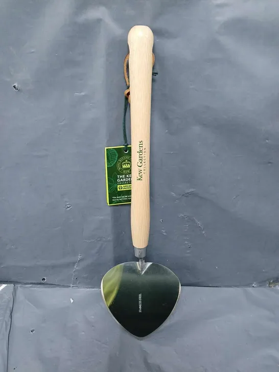 Lot 7103: THE KEW GARDENS COLLECTION TROWEL - 5118523 | Simon Charles ...
