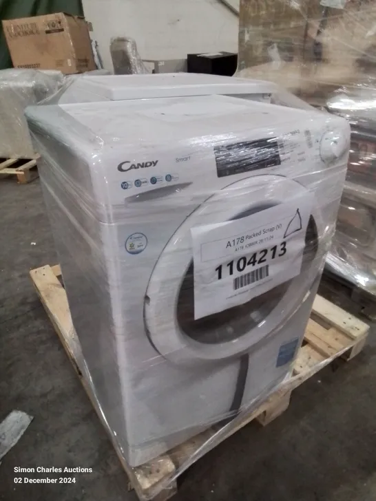 Lot 155: CANDY SMART PRO FREESTANDING WASHING MACHINE WHITE AND HISENSE ...