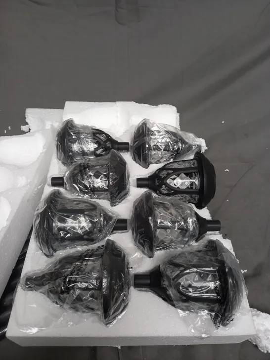 Lot 4218: BOXED GARDEN REFLECTIONS SET OF 10 SOLAR STAKE LIGHTS ...