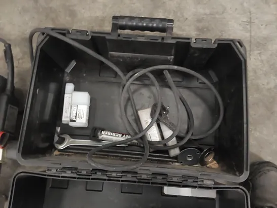 Lot 56: TREND T12EK 2300W 1/2" 240V VARIABLE SPEED PLUNGE ROUTER ...