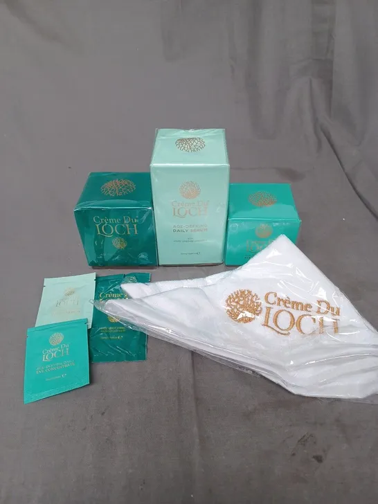 Lot 6337: CRÈME DU LOCH BEAUTY SET - 5133736 | Simon Charles Auctioneers