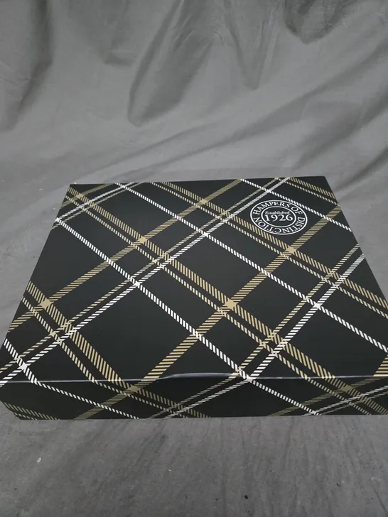 Lot 1196: BOXED HAMPERS OF DISTINCTION FOOD HAMPER TO INCLUDE - WATERD ...