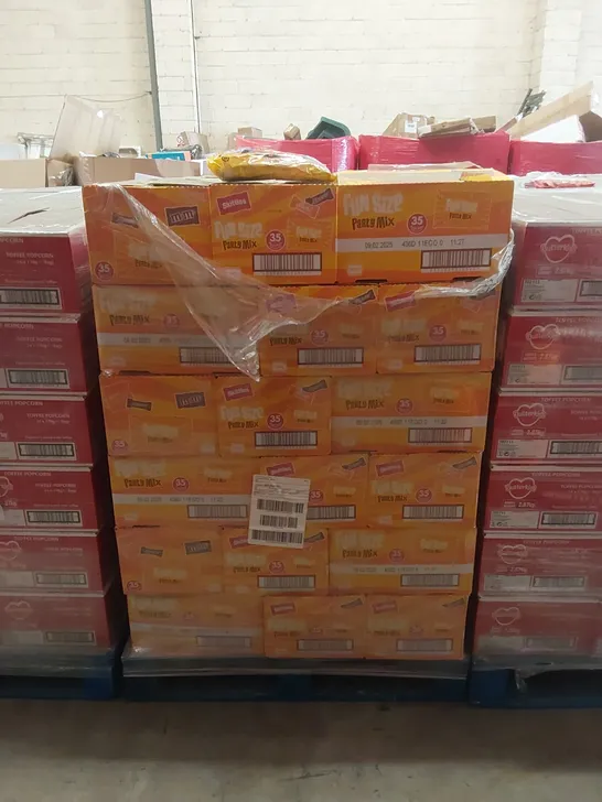 Lot 110: PALLET TO CONTAIN APPROX 60 BOXES OF PARTY MIX BAGS - 8 X 600g ...