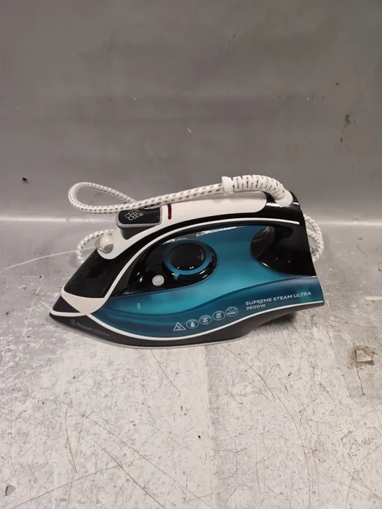 Lot 1467: RUSSELL HOBBS SUPREME STEAM ULTRA IRON - 5187527 | Simon ...
