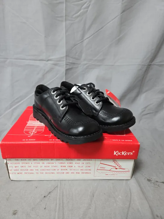 Lot 1259: KICKERS LEATHER LACE-UP KICK LO CORE SCHOOL SHOES – KIDS, UK ...