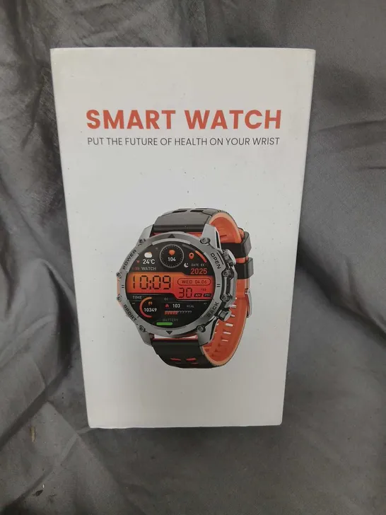 Lot 5349: SMART WATCH – GENERIC BOXED PACKAGING - 5461418 | Simon ...