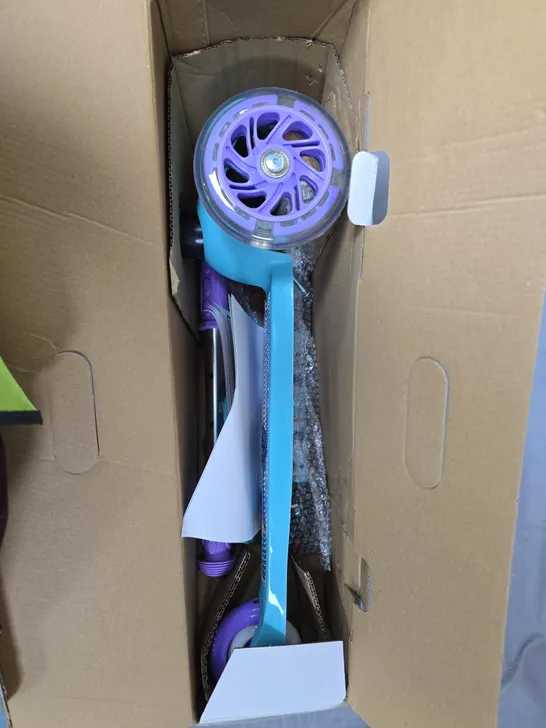 Lot 5845: DISNEY STITCH MINI GO! TILT SCOOTER WITH LIGHTS - 5496564 ...